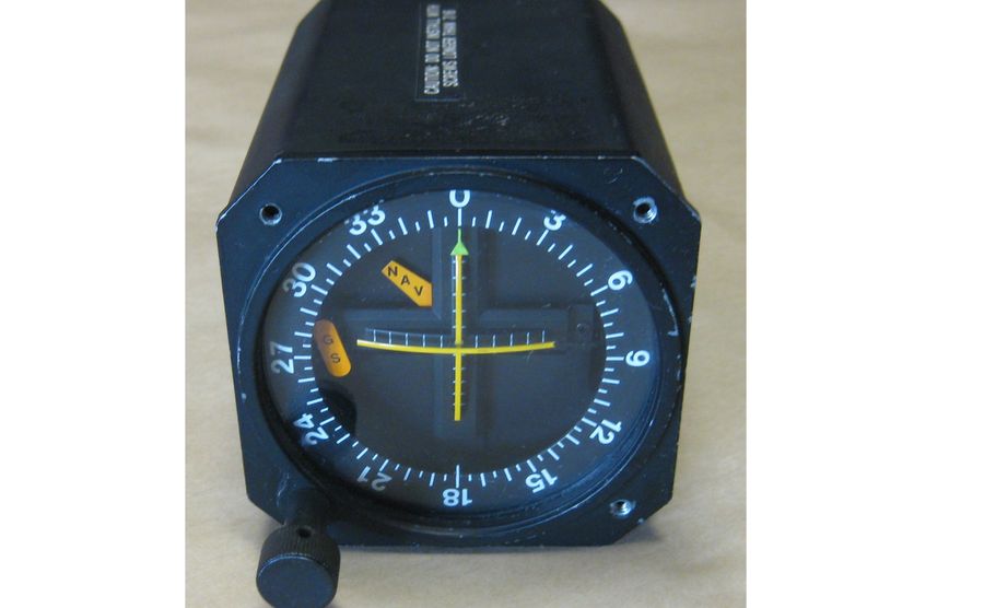 ID-825 VOR LOC GS INDICATOR - 8746 | Aviators Market
