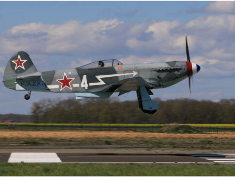1944 YAKOVLEV YAK 3UA - 8690 | Aviators Market