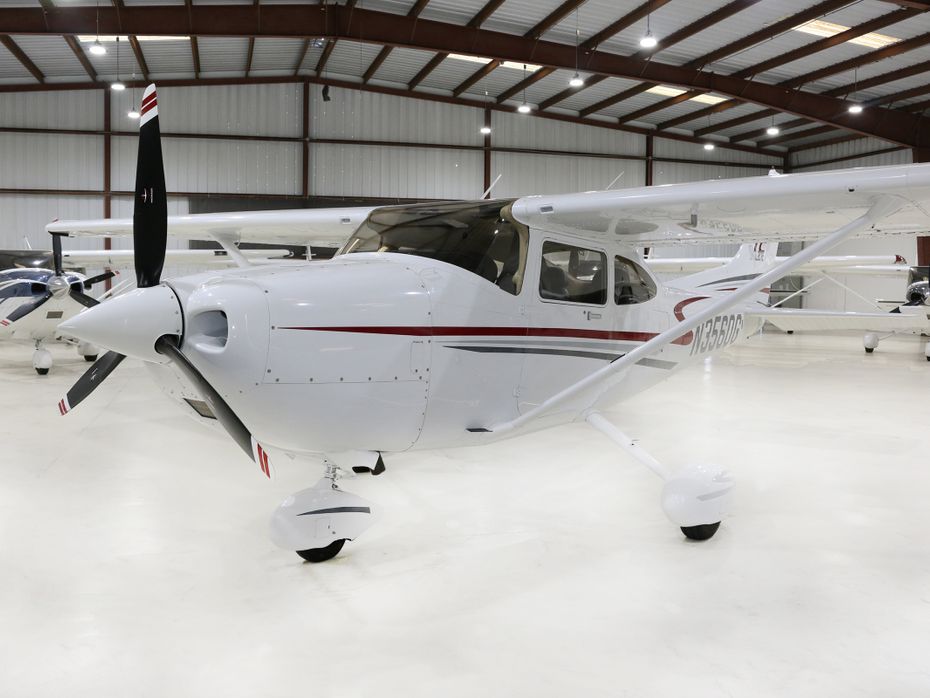 2001 CESSNA T182T SKYLANE - 7810 | Aviators Market