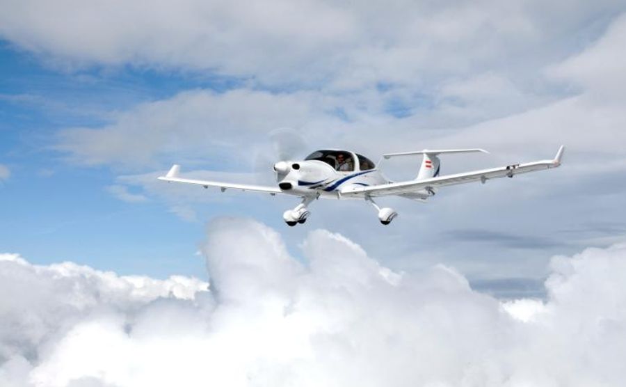 2023 DIAMOND DA40 XLT - 2994 | Aviators Market