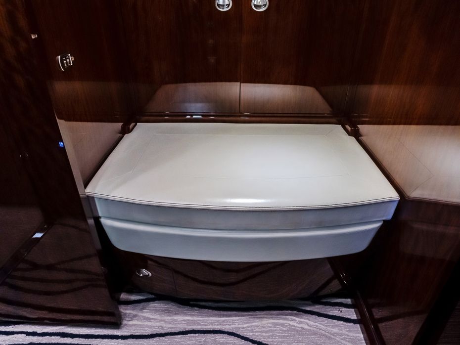 2016 GULFSTREAM G550 - 11630 | Aviators Market