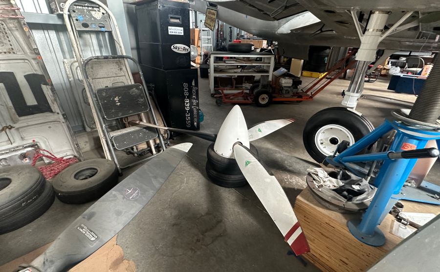 MT PROPELLER - 3 BLADE - 8285 | Aviators Market