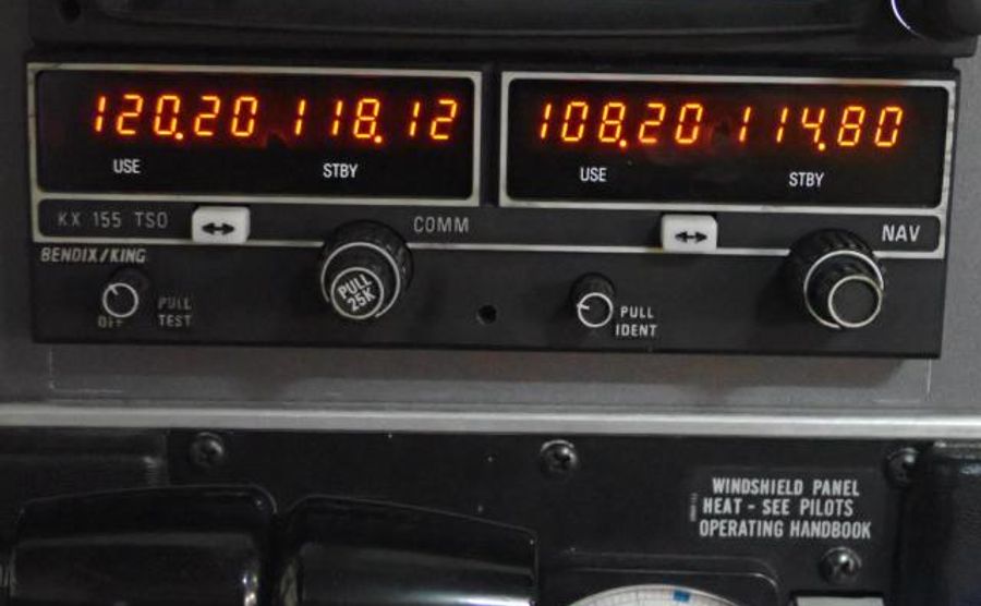 BENDIX KING KX-155 NAV/760 COMM ID90153 - 3567 | Aviators Market
