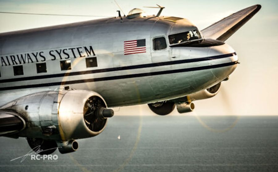 1943 DOUGLAS DC-3C - 8326 | Aviators Market