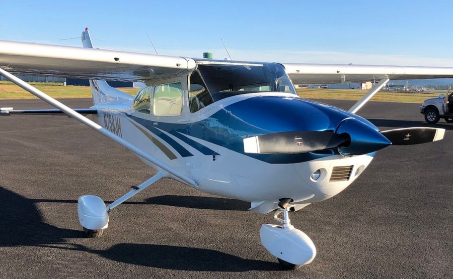 1977 CESSNA 182Q SKYLANE - DYNON SKYVIEW PANEL - 4200 | Aviators Market