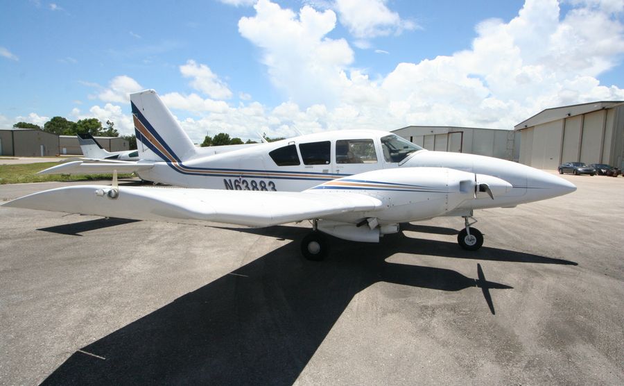 1978 PIPER AZTEC F - 2146 | Aviators Market